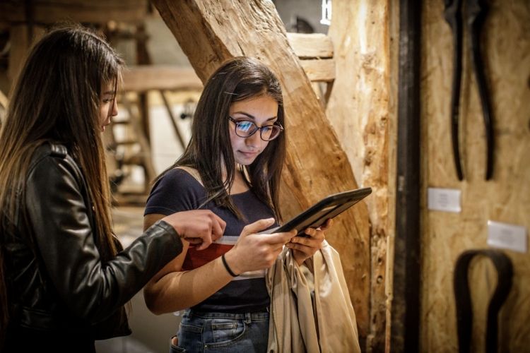 MOT & GO, interactive exhibition with the ErfgoedApp